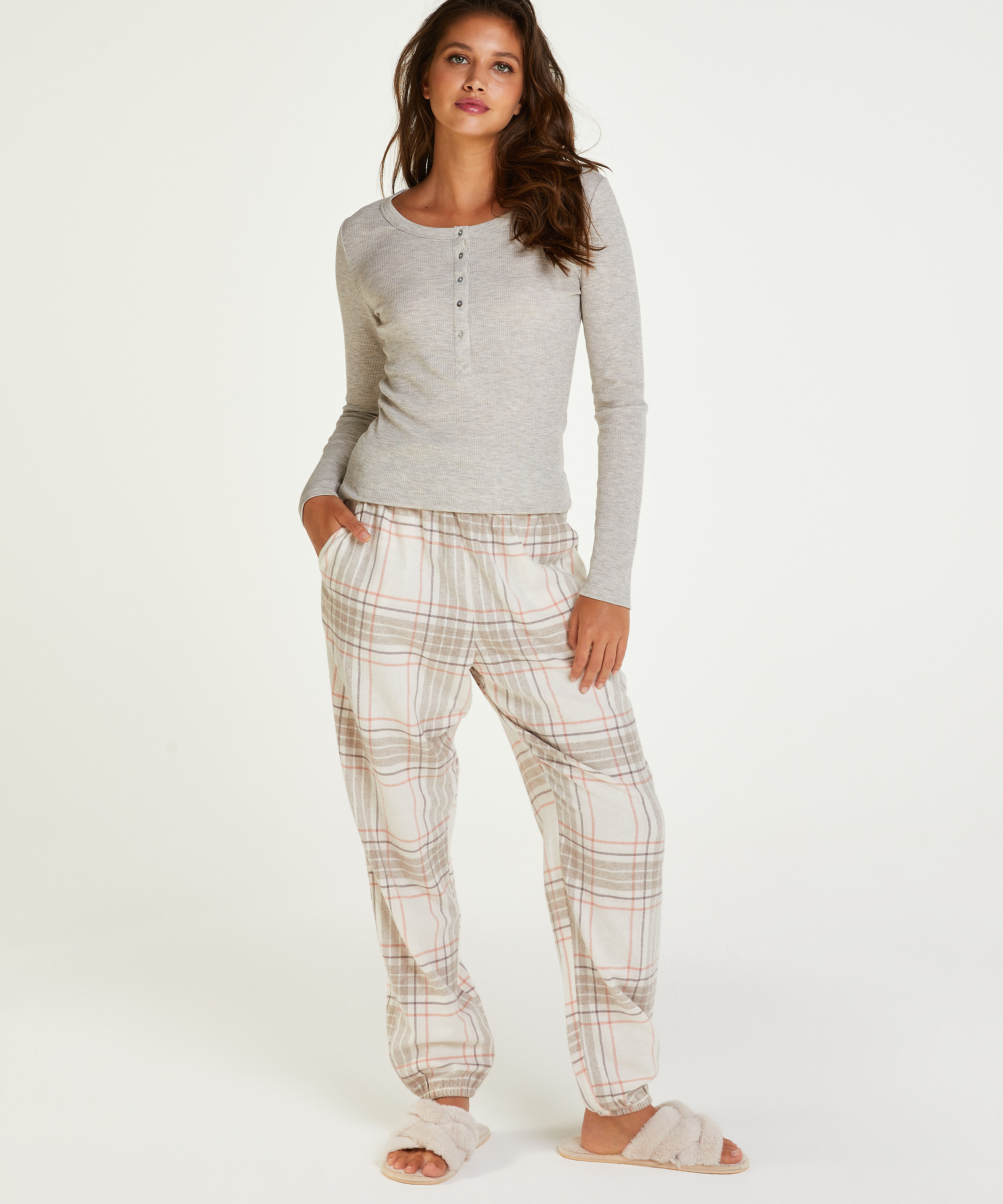 Pyjamasbyxor i rutig twill - Byxor & shorts - Hunkemöller